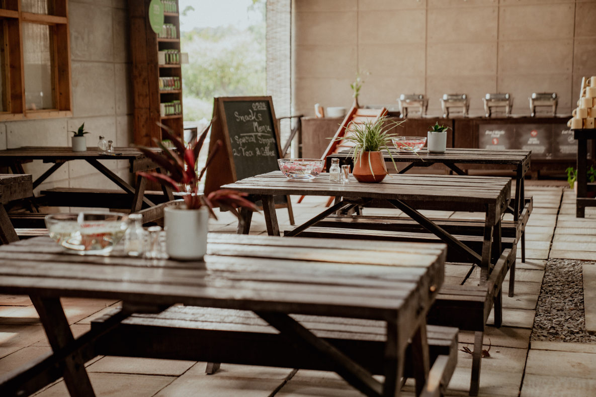 Indoor Dining | BASECAMP